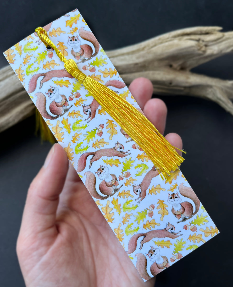 Bookmark - Squirrel and Oak Leaves Pattern – Found and Lost Art